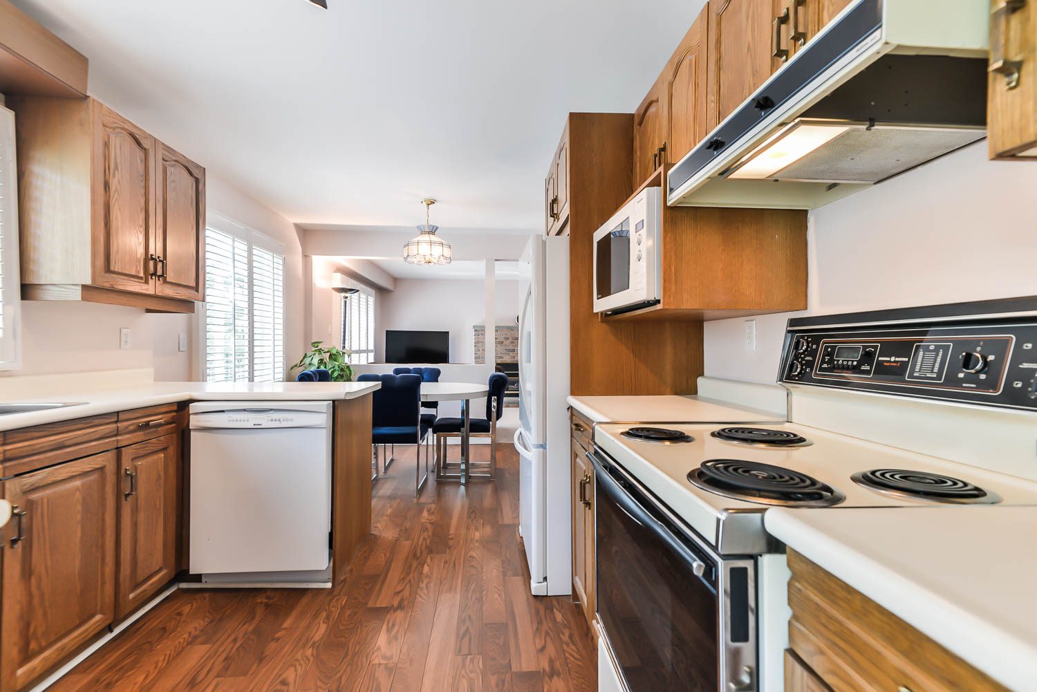 28 Sir Galahad Place, Markham - Tar Team Real Estate