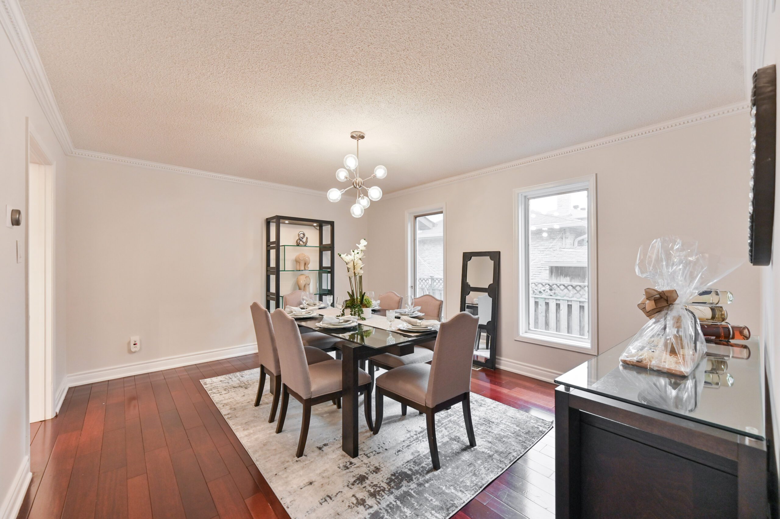 202 Church Street Markham - Tar Team Real Estate